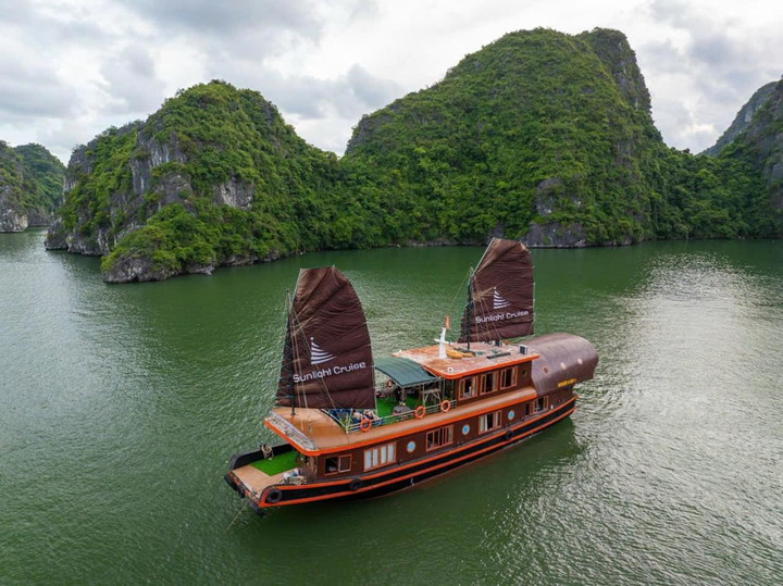 Catba New City Boat Tour - Cat Ba