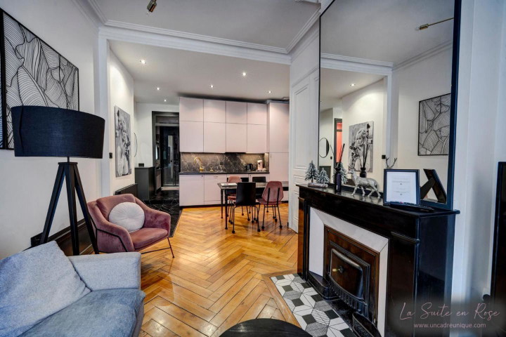La Suite En Rose - Spa - Lyon Centre Brotteaux - Saint-Priest