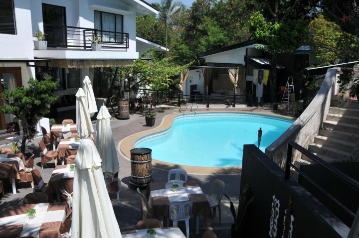 Date & Dine Resort - Antipolo