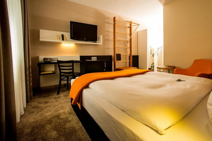 Turm Hotel - Frankfurt