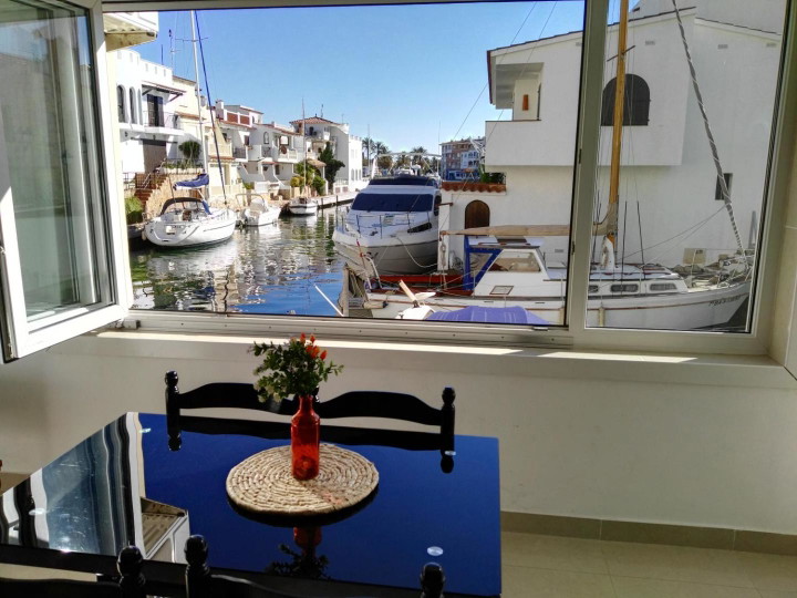 Waterside Apartment - Two Bedroom - Empuriabrava