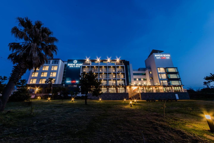 Marevo Beach Hotel - Jeju