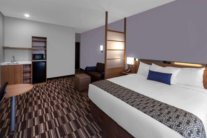 Microtel Inn & Suites By Wyndham College Station - Bryan, TX