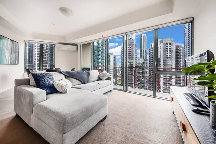 Spacious 1 Bedroom Apartment Close To Crown - Melbourne