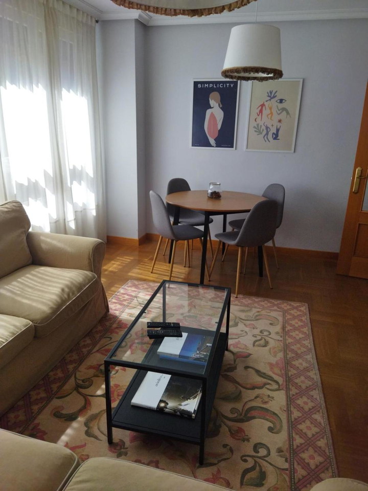 Céntrico Apartamento Oviedo Parking Y Wifi Gratuitos Admite Mascotas - Oviedo