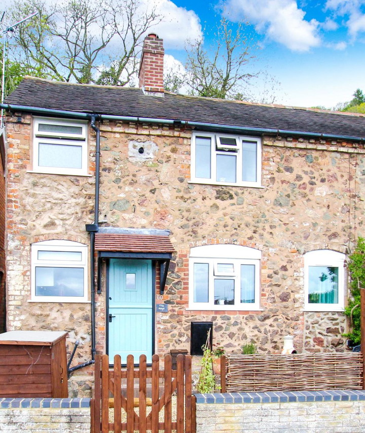 Romantic & Cosy Cottage With Direct Access To The Hills - Herefordshire