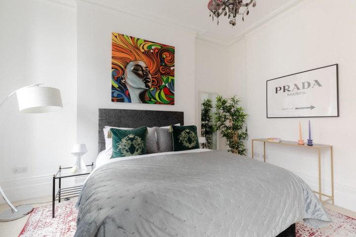 Rare Find Off Oxford St! Soho 5bed Design House For Xxl Groups -