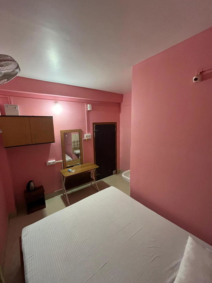 Hotel Diyo Inn - Guwahati