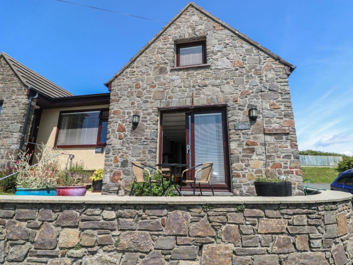 Carreg Ddu - Solva