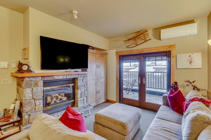 Ski-in/ski-out Whitefish Escape W/ Balcony! - Whitefish, MT
