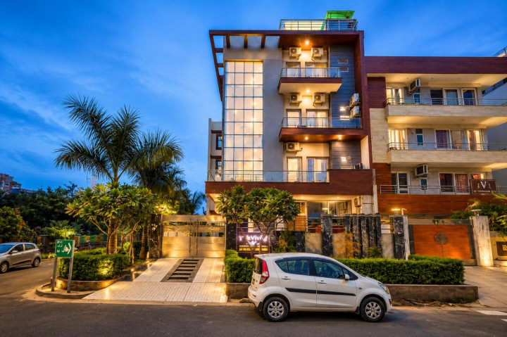 Hotel Vibe Blue Noida - Ghaziabad