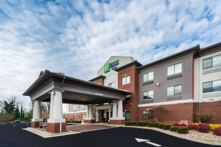 Holiday Inn Express & Suites Rocky Mount Smith Mountain Lake By Ihg - Virginia
