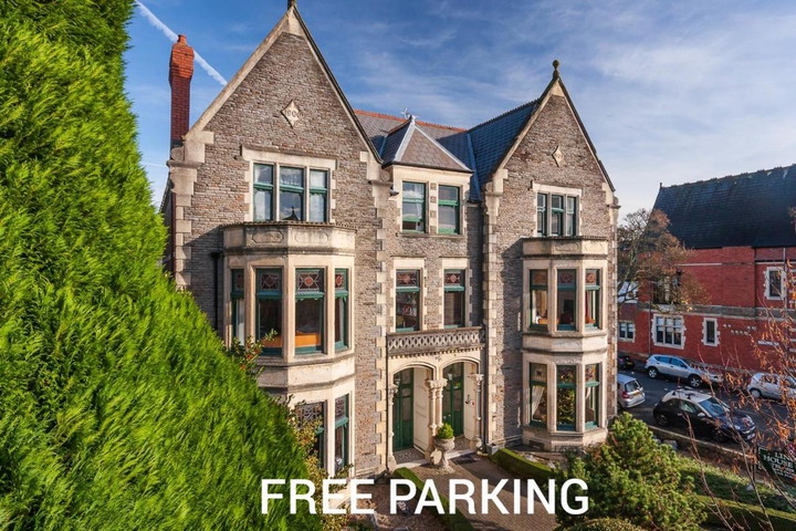 Lincoln House Private Hotel - Vale of Glamorgan