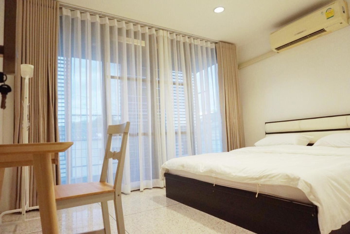 Boon Street Hostel - Bangkok