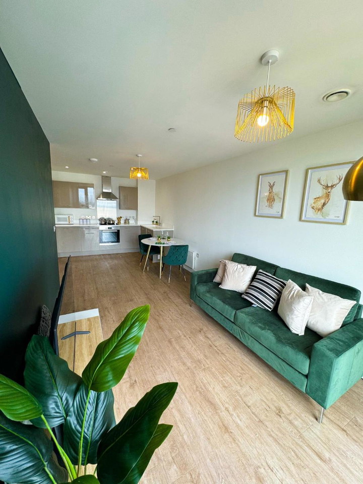 Exclusive Offers L Luxury City Centre Stay With Gym - Ps4 - Netflix Jvt Short Lets - Birmingham