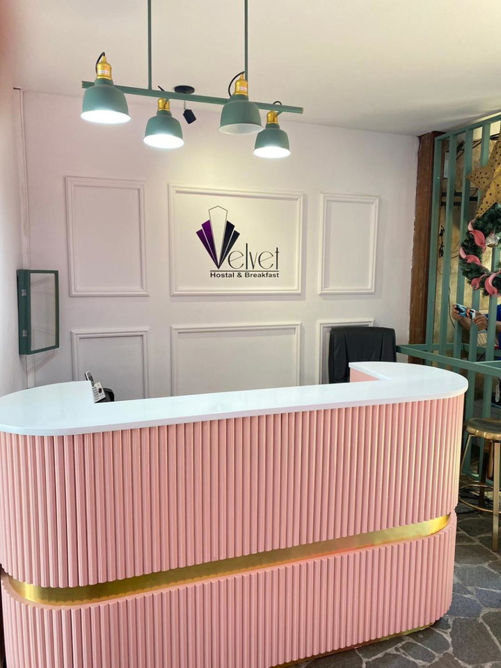 Velvet Hostal La Novena - Santa Ana