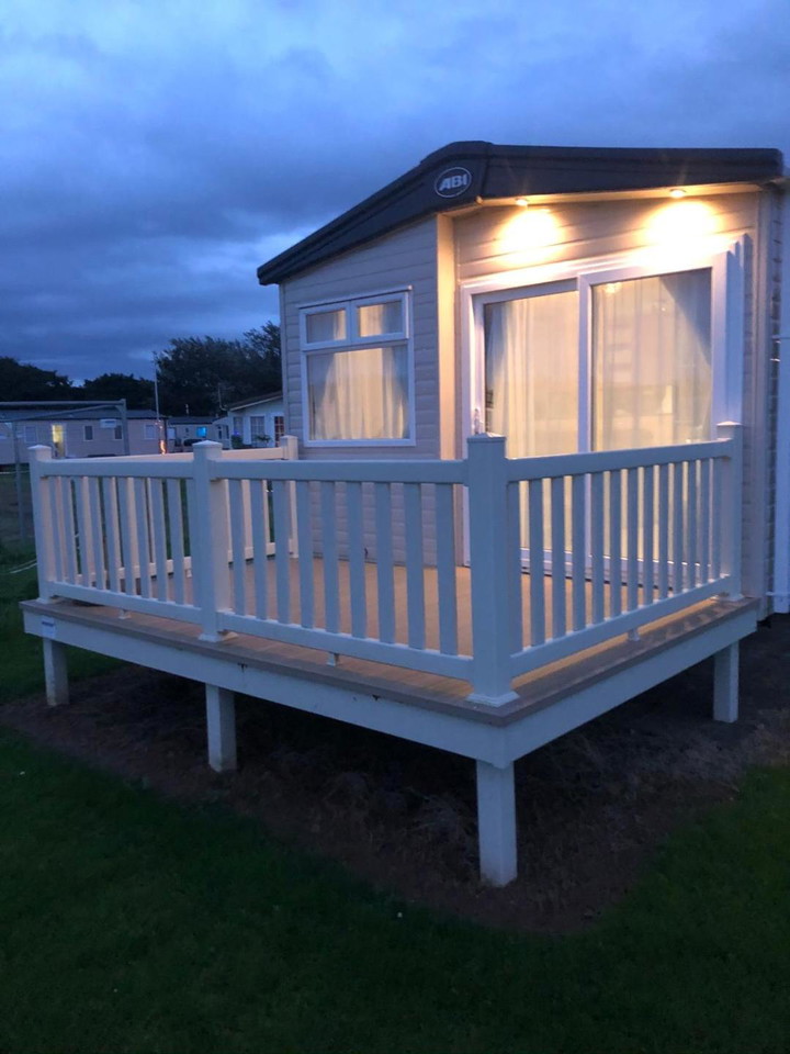 Lovely Caravan - Ayrshire
