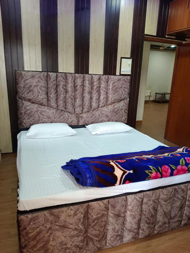 Kashi Vishwanath Homestay - Varanasi