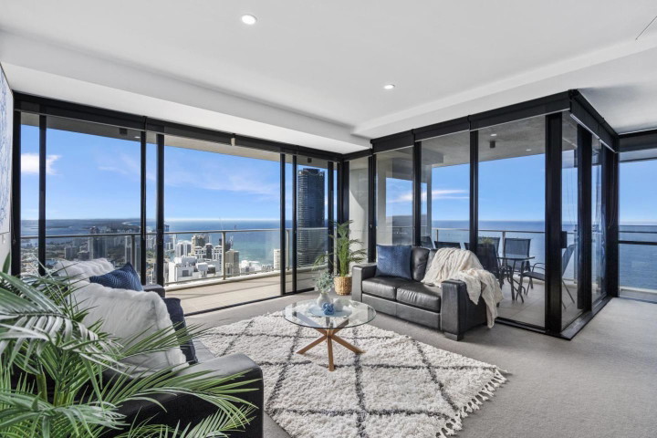 5 Bedroom Executive Sub Penthouse In The Heart Of Surfers With Full Ocean Views - Sleeps 12 - Circle On Cavill Amazing!! - Gold Coast