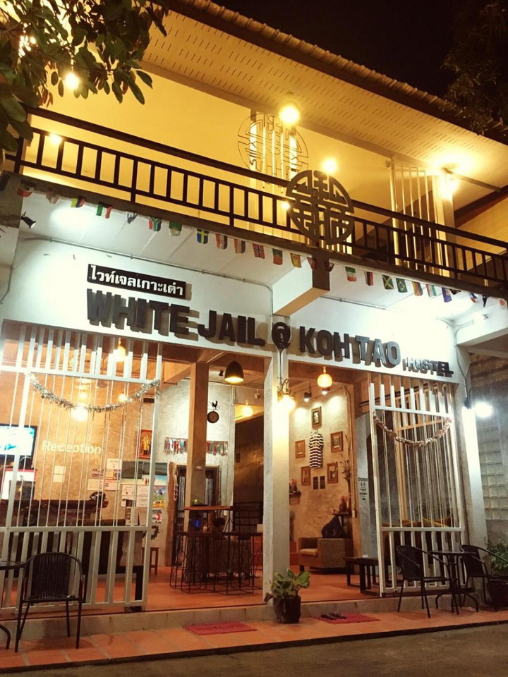 White Jail At Koh Tao Hostel - Ko Tao
