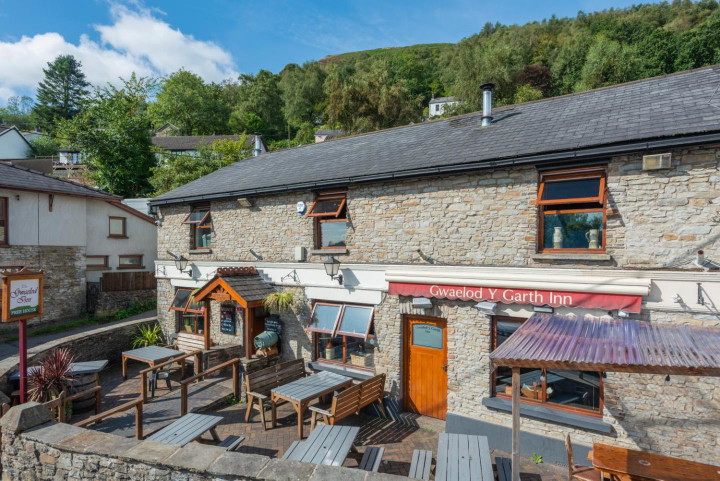 The Gwaelod Y Garth Inn - Vale of Glamorgan