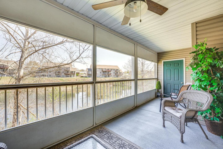 Branson Condo W/ Screened Porch: 4 Mi To Lake! - Branson, MO