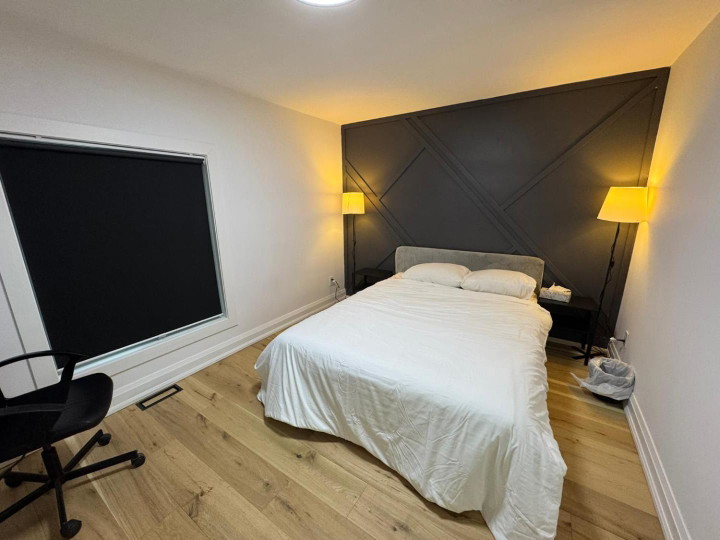 Spacious Room2, Airport, Free Pkg, Sep Entrance, New Renovation, Shared Bathroom - Toronto