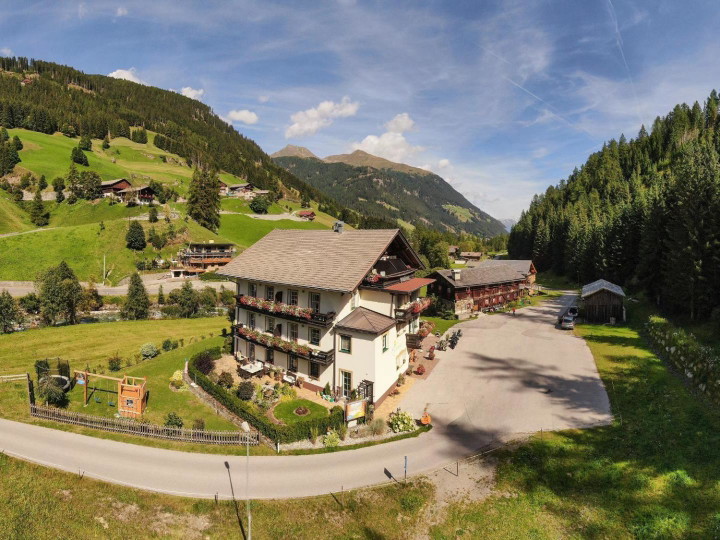 Hotel Garni Grünmoos - Valle di Casies