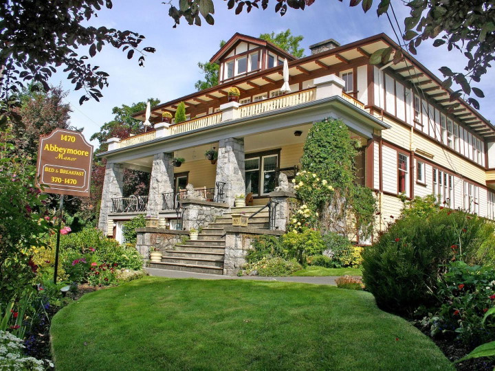 Abbeymoore Manor Bed & Breakfast Inn - Victoria