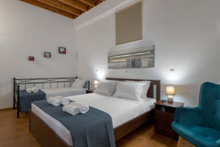 Rustic Self-inn - Rhodes (Greece)