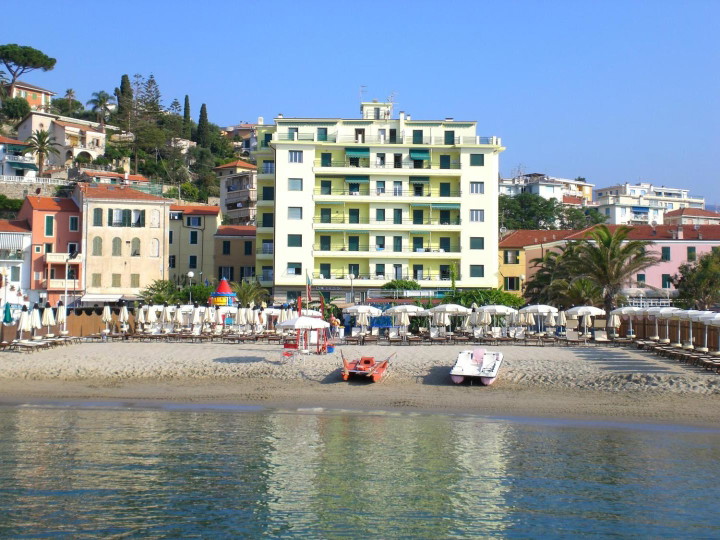 Hotel Ideal - Santo Stefano al Mare