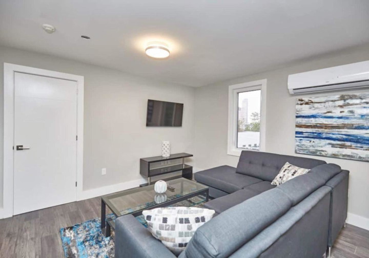 Clifton Hill Suite 2201 - Niagara Falls, NY