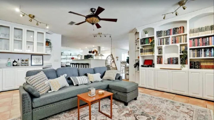 108 Main Bradenton - Anna Maria Island, FL