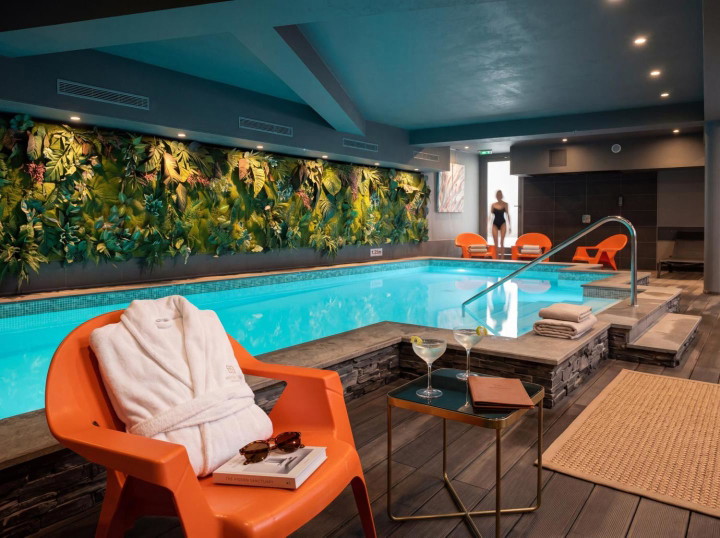 Hotel Le Cinq Hyper - Centre - France