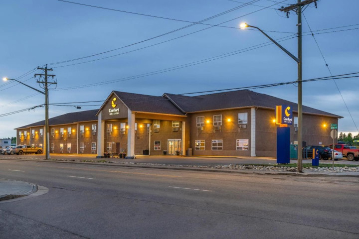 Comfort Inn & Suites Dawson Creek - Dawson Creek