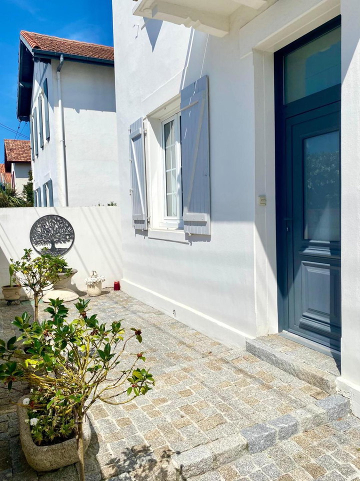 Maison Basque - Bayona, Francia