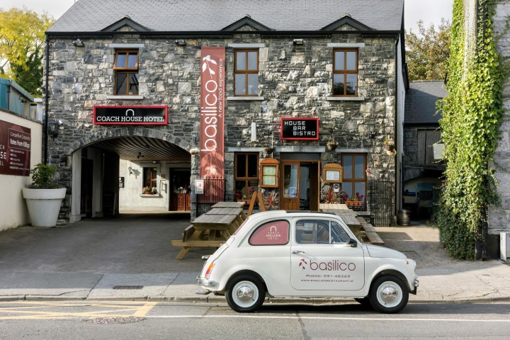 The Coach House Hotel - Galway, Irlanda
