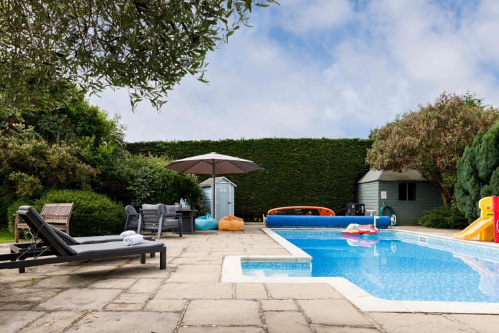 The Annex, Truffles, West Wittering - Havant