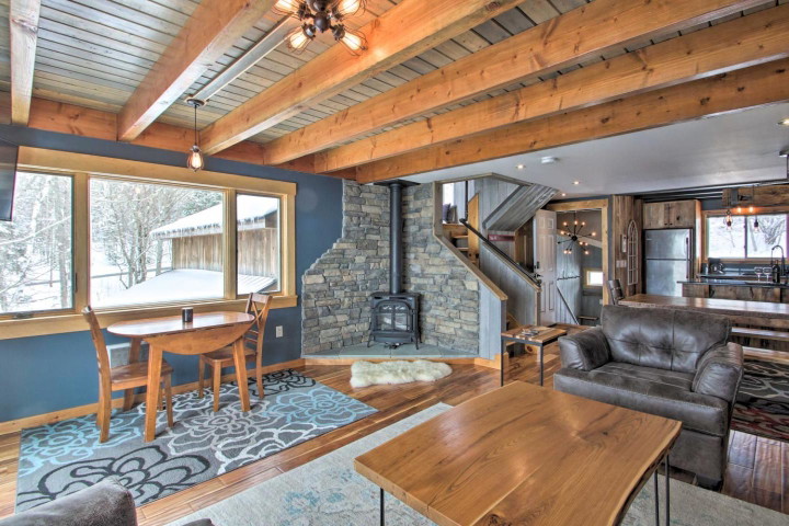 Slopeside Burke Mtn Condo W/ Amenity Access! - Vermont