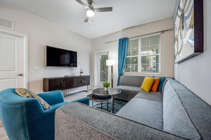Cozy 2br Condo Comfort And Prime Location - Orlando
