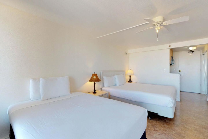 Island Colony 4108 - Honolulu, HI