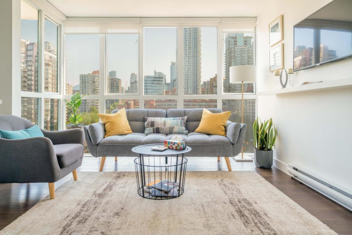 Sunset Beach Walk 2bd+2ba+1prk Yaletown - North Vancouver
