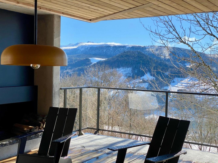 L'avancée Chalet Contemporain Au Coeur Du Sancy Auvergne - La Bourboule
