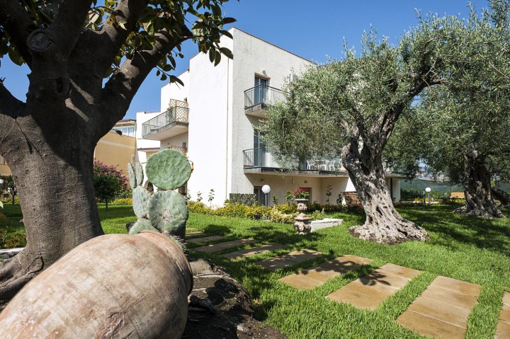 Villa Collina - Giardini-Naxos