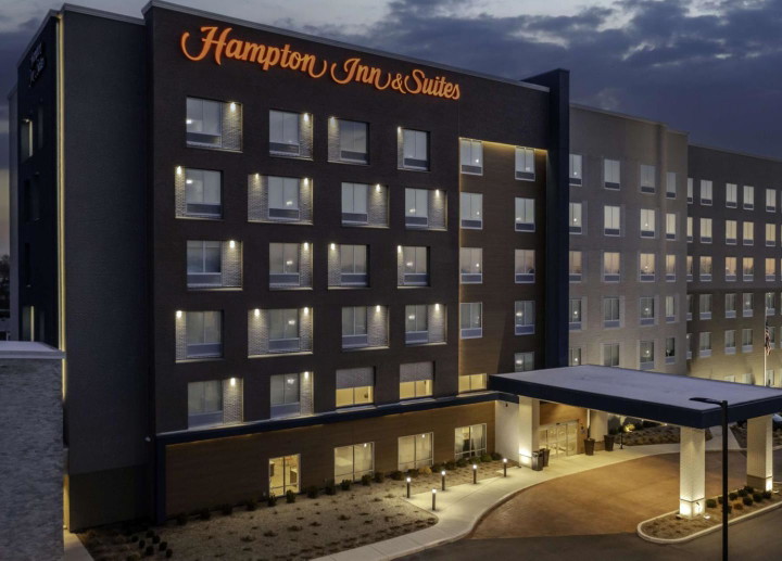 Hampton Inn & Suites Indianapolis West Speedway - Indianapolis, IN