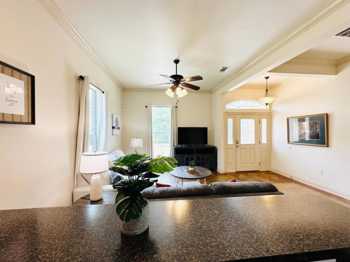 Villa 7 - Hammond, LA