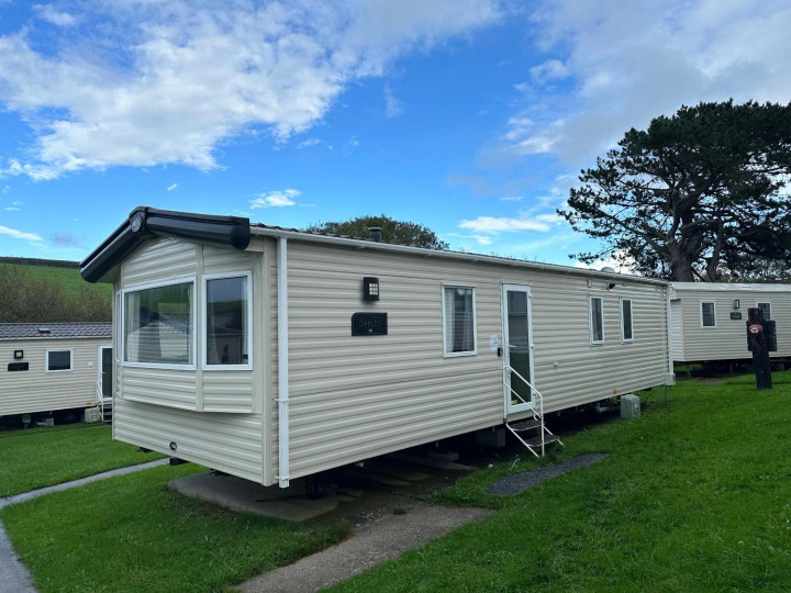 Newquay Bay Porth Caravan - 6 Berth - Newquay