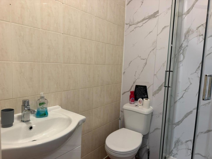 Apartment Sleeps 3 With Wifi - Watford