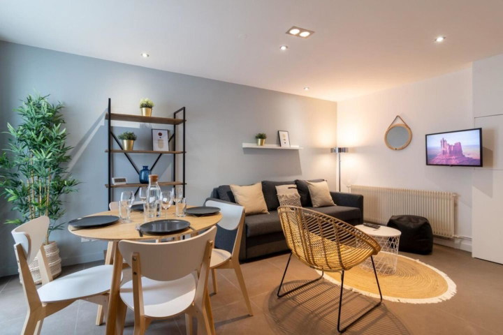 Tourcoing Equipped Apartment With Terrace - Villeneuve-d'Ascq