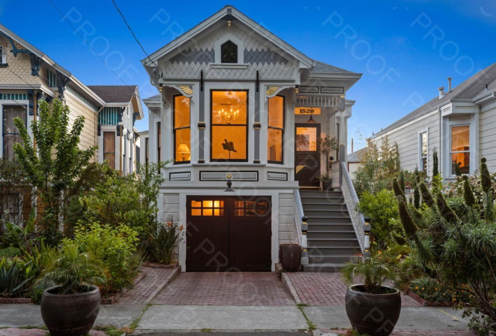 Garden Level Flat In 1885 Queen Anne Victorian Cottage In Alameda - Oakland, CA